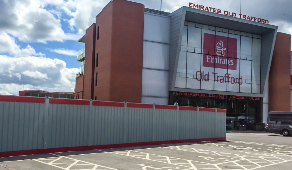 Sustainable Steel & Plastic Hoarding Solutions | Fast Fence