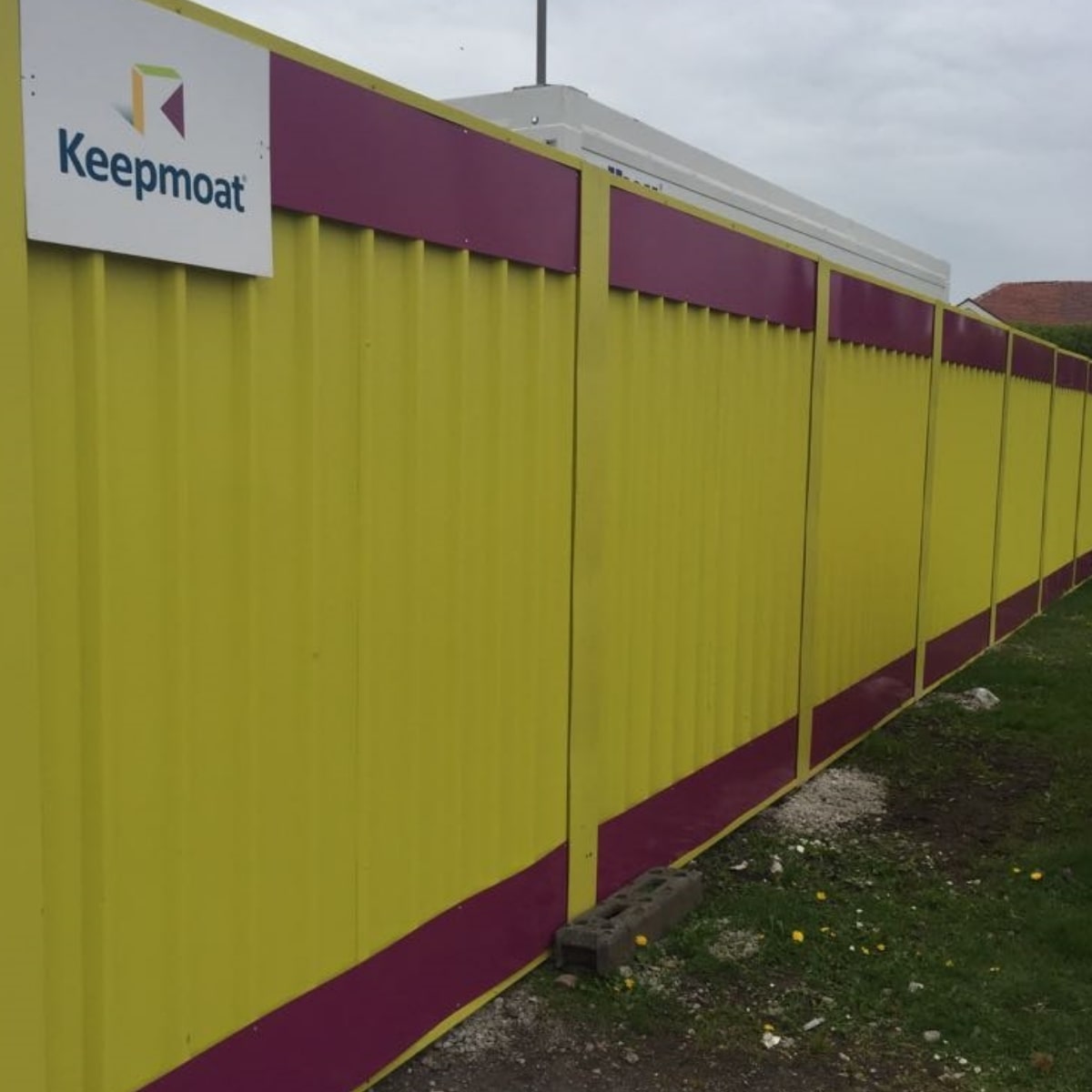 2.4m StormBeater™ Steel Hoarding | Fast Fence